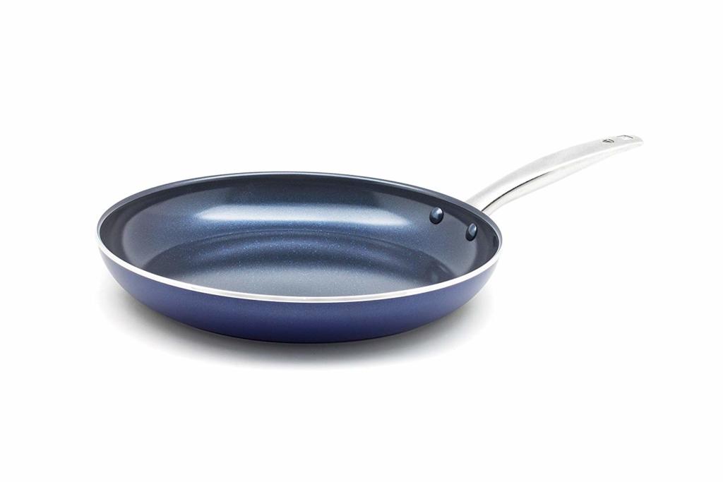 The Best Ceramic Frying Pans Reviewed - Cook Logic